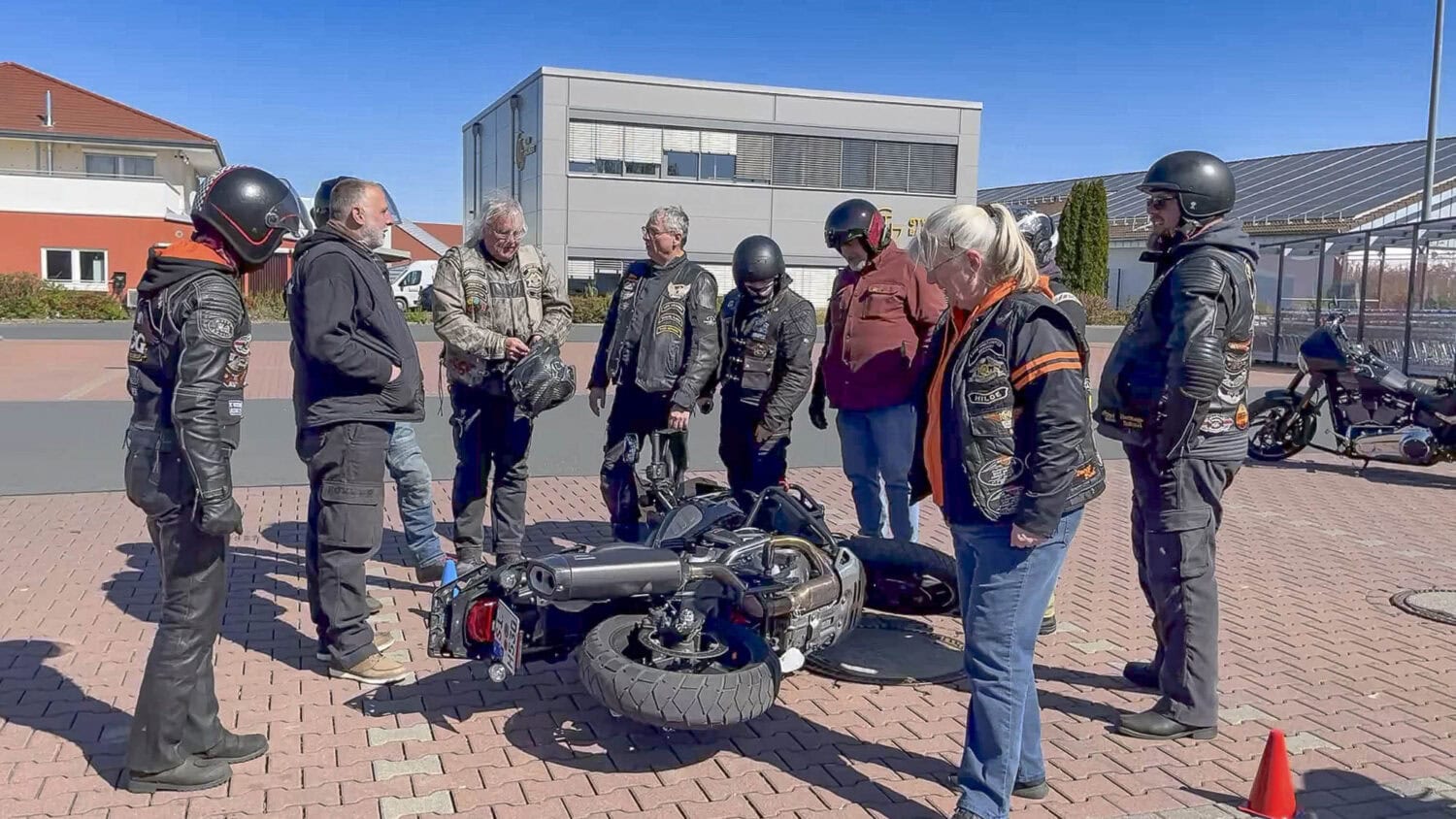 Lahn River Chapter Germany starts the season with Harley safety ...